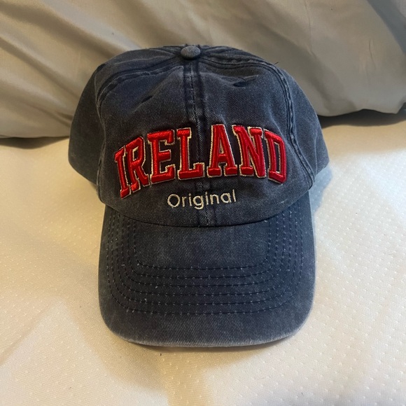 Robin Ruth | Accessories | Robin Ruth Ireland Original Navy Cap With ...